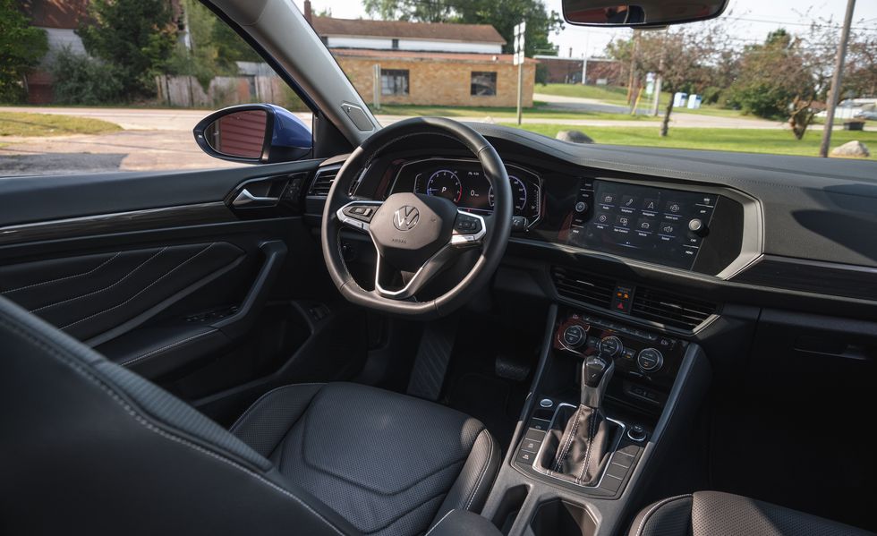 Used Volkswagen Jetta VS. Toyota Corolla: Specs & Comparison Guide ...